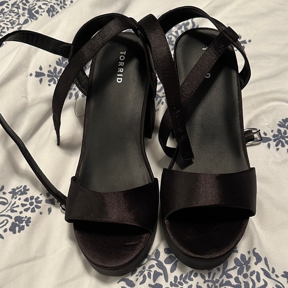 torrid | Shoes | Torrid Black Satin Heels | Poshmark